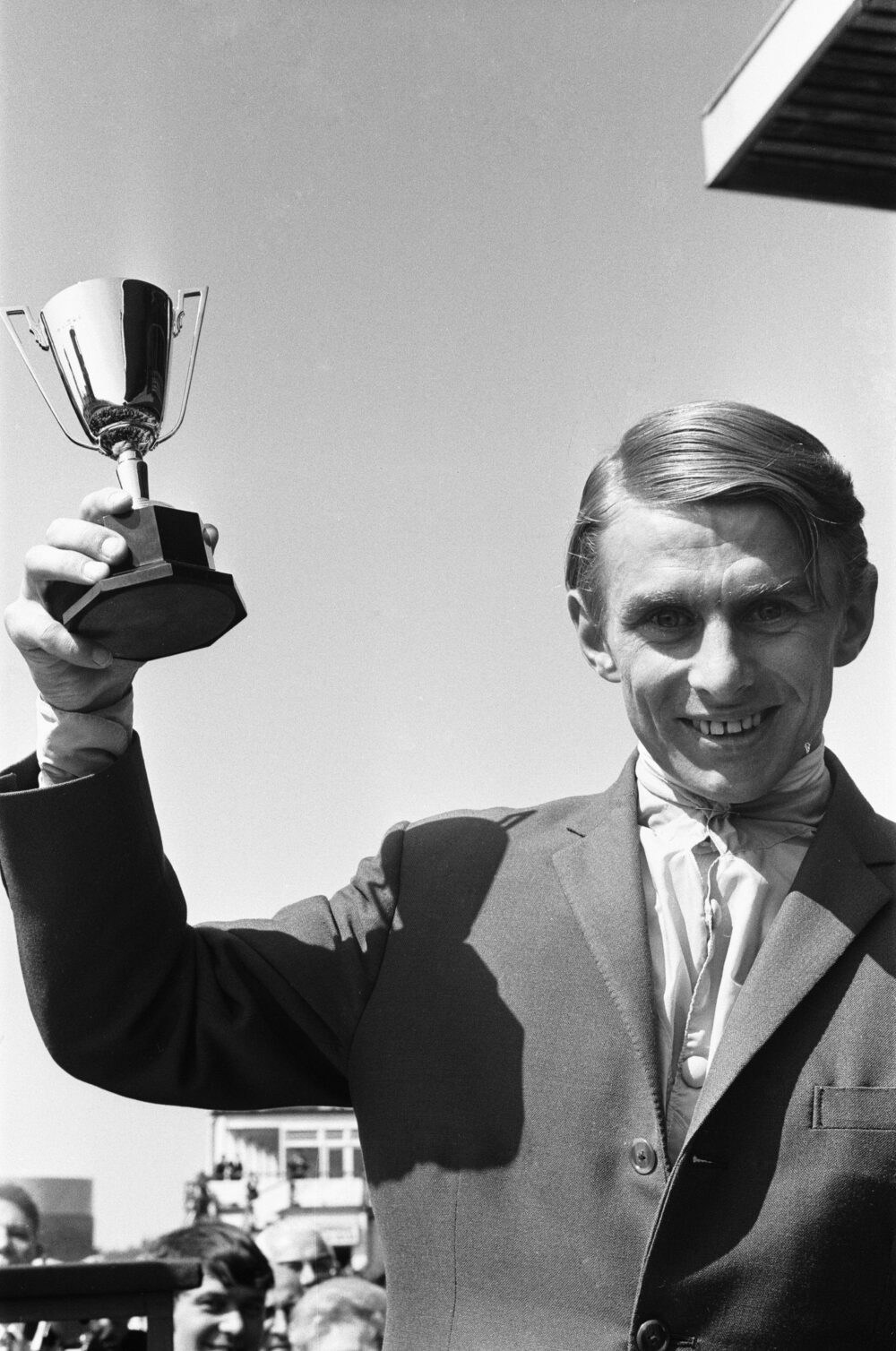 Willie Carson OBE - Hall of Fame